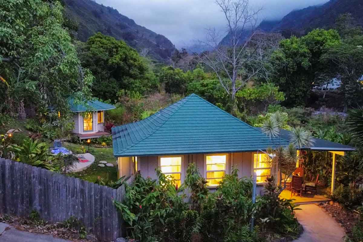 Iao Valley Inn Cottage - Maui Accommodations Guide