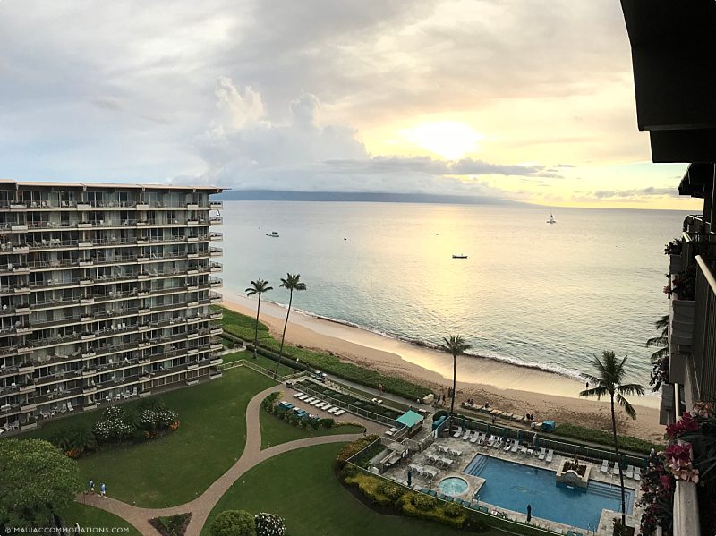 10 Maui Condos Right On The Beach - Maui Accommodations Guide